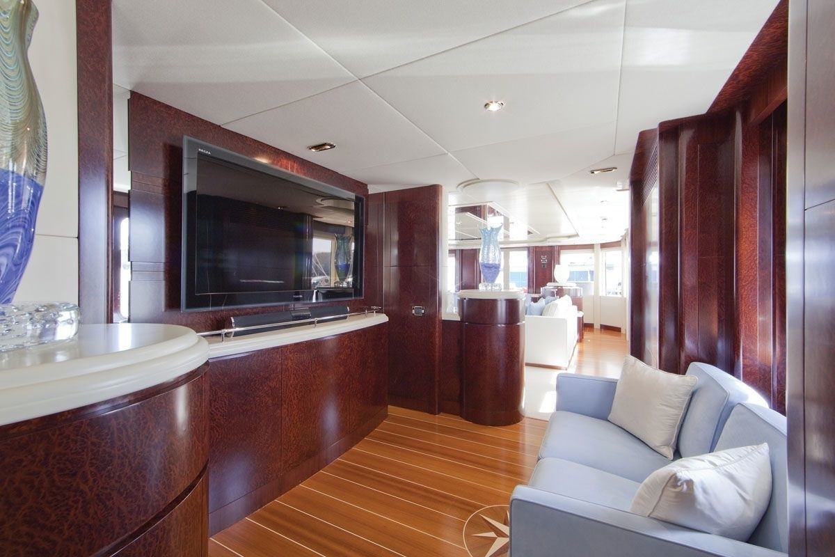 Yacht PRINCESS TOO, Feadship | CHARTERWORLD Luxury Superyacht Charters